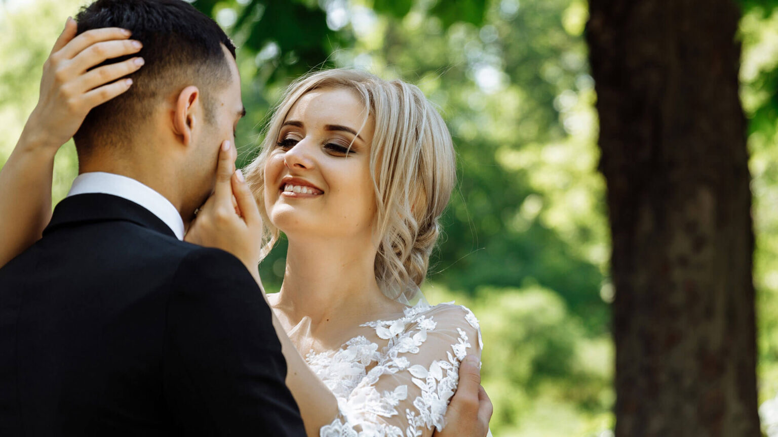 ¿Cuál es la diferencia entre frac y smoking? - Renta Trajes CDMX